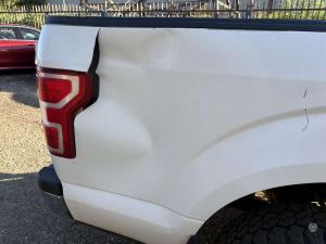 White Ford F-150 2018 in Kaunas, with an engine capacity of 4.95 L and mileage of 144 thousand km for 15500 €, photo 10 on AUTOMOTO.COM.LV
