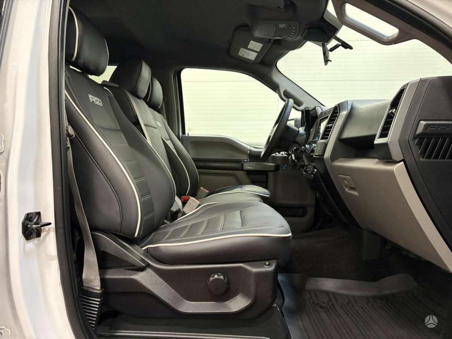 Balts Ford F-150 2019 Viļņa, ar dzinēja tilpumu 5.00 L un nobraukumu 236 tūkst. km par 23500 €, foto 18 vietnē AUTOMOTO.COM.LV