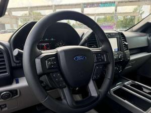White Ford F-150 2019 in Klaipeda, with an engine capacity of 5.00 L and mileage of 176 thousand km for 22000 €, photo 14 on AUTOMOTO.COM.LV