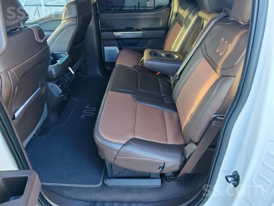 White Ford F-150 2022 in Jelgava, with an engine capacity of 3.50 L and mileage of 73 thousand km for 62900 €, photo 14 on AUTOMOTO.COM.LV