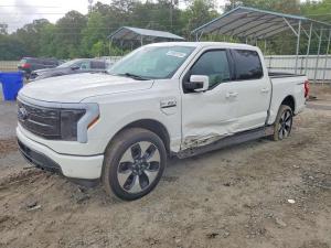 White Ford F-150 2023 in Kaunas, with an engine capacity of 0.00 L and mileage of 124 thousand km for 44300 €, photo  on AUTOMOTO.COM.LV