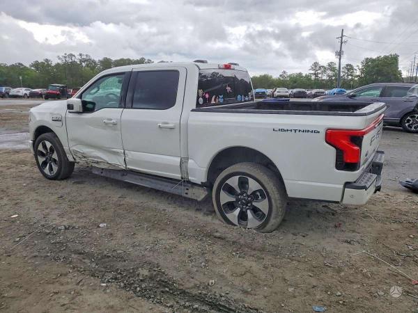 Balts Ford F-150 2023 Kauņa, ar dzinēja tilpumu 0.00 L un nobraukumu 124 tūkst. km par 44300 €, foto 2 vietnē AUTOMOTO.COM.LV
