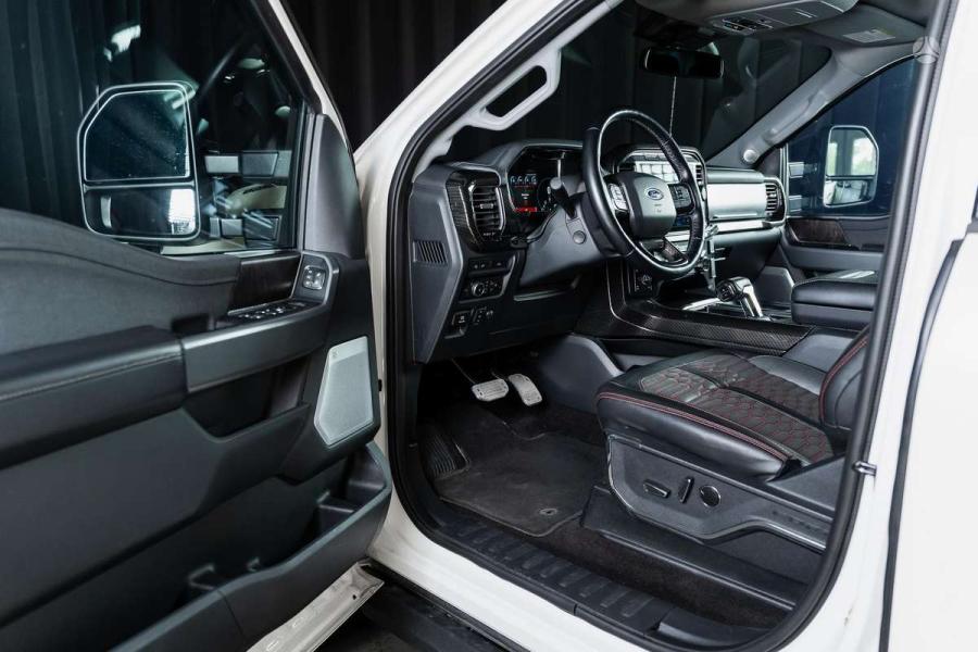 Balts Ford F-150 2023 Viļņa, ar dzinēja tilpumu 5.03 L un nobraukumu 59 tūkst. km par 139999 €, foto 20 vietnē AUTOMOTO.COM.LV