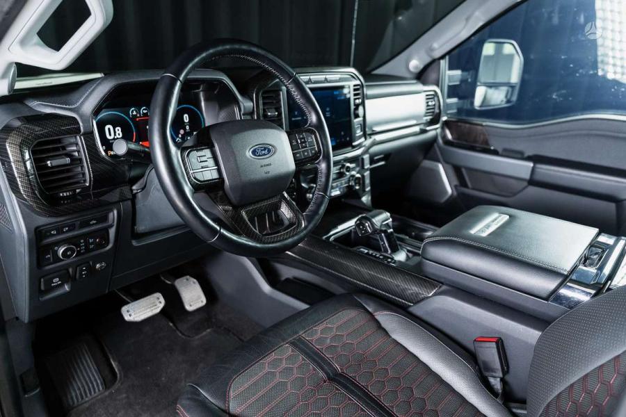 Balts Ford F-150 2023 Viļņa, ar dzinēja tilpumu 5.03 L un nobraukumu 59 tūkst. km par 139999 €, foto 25 vietnē AUTOMOTO.COM.LV