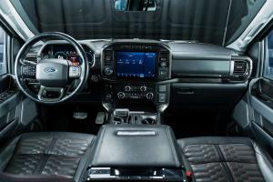 Balts Ford F-150 2023 Viļņa, ar dzinēja tilpumu 5.03 L un nobraukumu 59 tūkst. km par 139999 €, foto 30 vietnē AUTOMOTO.COM.LV