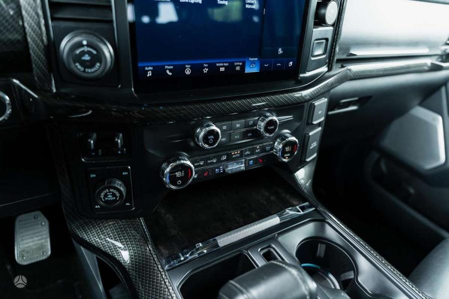 Balts Ford F-150 2023 Viļņa, ar dzinēja tilpumu 5.03 L un nobraukumu 59 tūkst. km par 139999 €, foto 33 vietnē AUTOMOTO.COM.LV