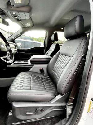 White Ford F-150 2024 in Kaunas, with an engine capacity of 5.00 L and mileage of 44 thousand km for 48000 €, photo 12 on AUTOMOTO.COM.LV
