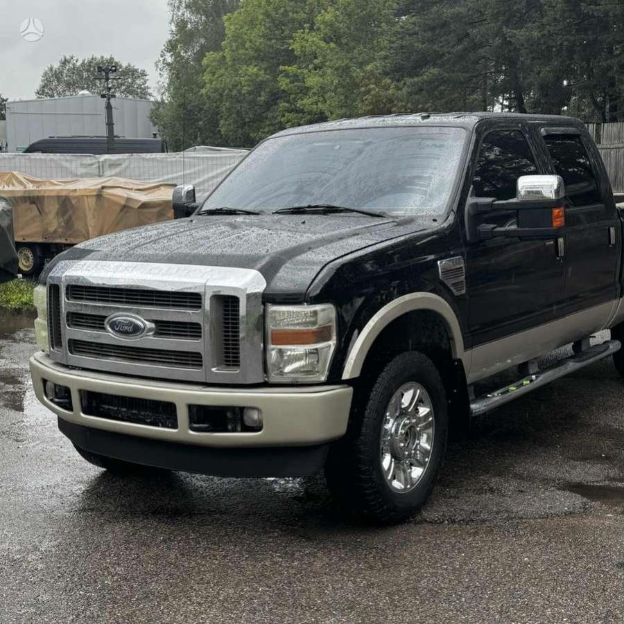 Melns Ford F-250 2008 Tallina, ar dzinēja tilpumu 6.40 L un nobraukumu 194 tūkst. km par 19999 €, foto 3 vietnē AUTOMOTO.COM.LV