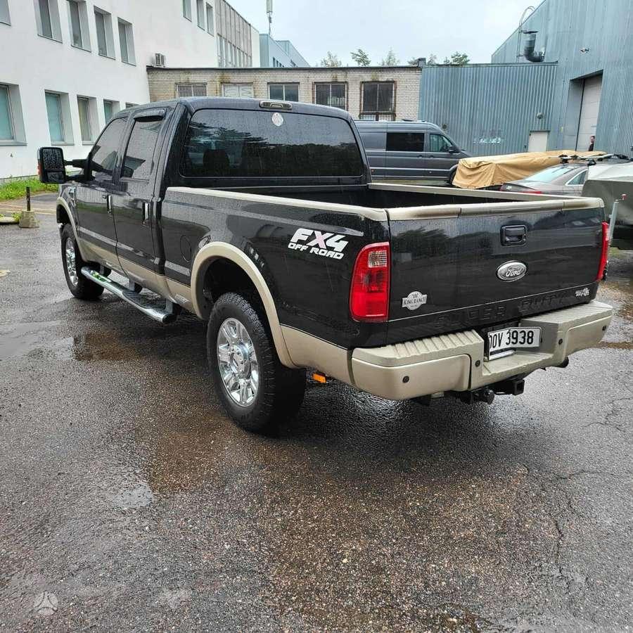 Melns Ford F-250 2008 Tallina, ar dzinēja tilpumu 6.40 L un nobraukumu 194 tūkst. km par 19999 €, foto 7 vietnē AUTOMOTO.COM.LV