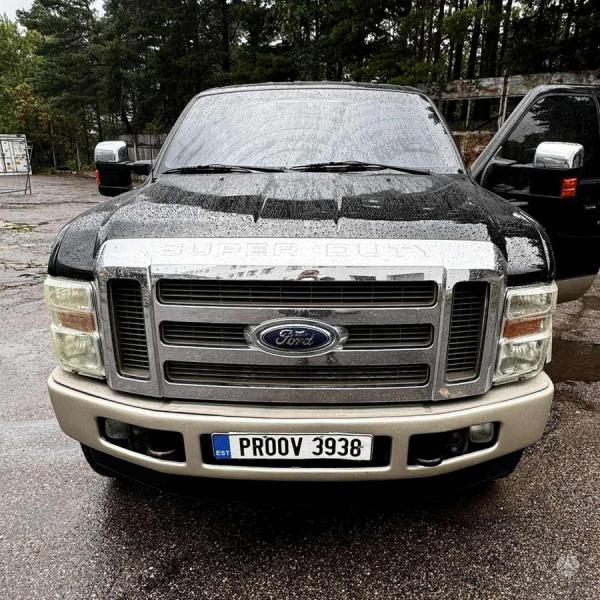 Melns Ford F-250 2008 Tallina, ar dzinēja tilpumu 6.40 L un nobraukumu 194 tūkst. km par 19999 €, foto 10 vietnē AUTOMOTO.COM.LV