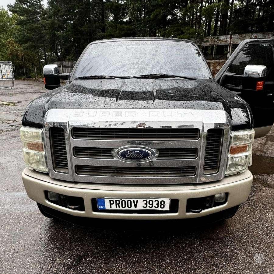 Melns Ford F-250 2008 Tallina, ar dzinēja tilpumu 6.40 L un nobraukumu 194 tūkst. km par 19999 €, foto 11 vietnē AUTOMOTO.COM.LV