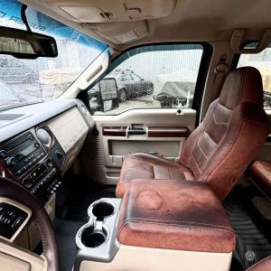 Melns Ford F-250 2008 Tallina, ar dzinēja tilpumu 6.40 L un nobraukumu 194 tūkst. km par 19999 €, foto 13 vietnē AUTOMOTO.COM.LV
