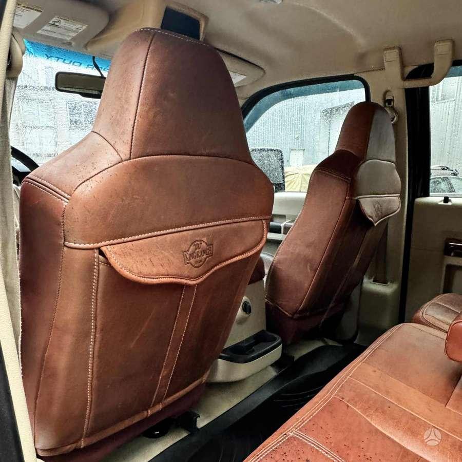 Melns Ford F-250 2008 Tallina, ar dzinēja tilpumu 6.40 L un nobraukumu 194 tūkst. km par 19999 €, foto 19 vietnē AUTOMOTO.COM.LV