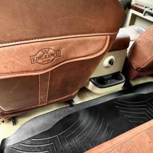 Melns Ford F-250 2008 Tallina, ar dzinēja tilpumu 6.40 L un nobraukumu 194 tūkst. km par 19999 €, foto 22 vietnē AUTOMOTO.COM.LV