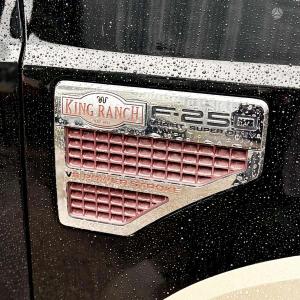 Melns Ford F-250 2008 Tallina, ar dzinēja tilpumu 6.40 L un nobraukumu 194 tūkst. km par 19999 €, foto 23 vietnē AUTOMOTO.COM.LV
