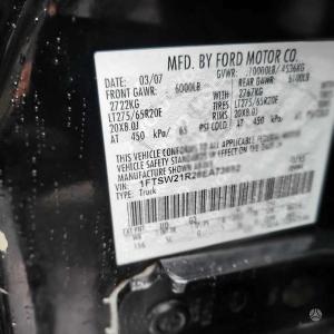 Melns Ford F-250 2008 Tallina, ar dzinēja tilpumu 6.40 L un nobraukumu 194 tūkst. km par 19999 €, foto 26 vietnē AUTOMOTO.COM.LV