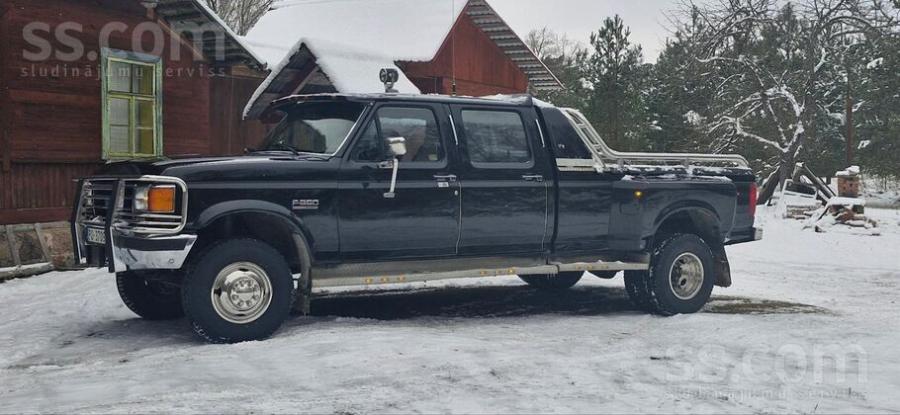 Melns Ford F-350 1992 Ludza, ar dzinēja tilpumu 7.30 L un nobraukumu 320 tūkst. km par 12000 €, foto 14 vietnē AUTOMOTO.COM.LV