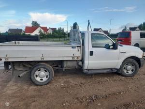 Balts Ford F-350 2006 Viļņa, ar dzinēja tilpumu 5.40 L un nobraukumu 90 tūkst. km par 9000 €, foto 4 vietnē AUTOMOTO.COM.LV