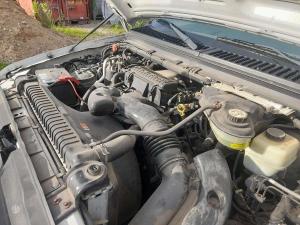 Balts Ford F-350 2006 Viļņa, ar dzinēja tilpumu 5.40 L un nobraukumu 90 tūkst. km par 9000 €, foto 13 vietnē AUTOMOTO.COM.LV