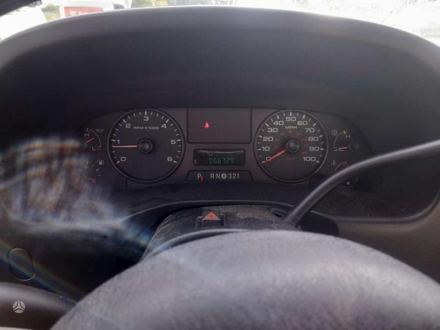 Balts Ford F-350 2006 Viļņa, ar dzinēja tilpumu 5.40 L un nobraukumu 90 tūkst. km par 9000 €, foto 16 vietnē AUTOMOTO.COM.LV