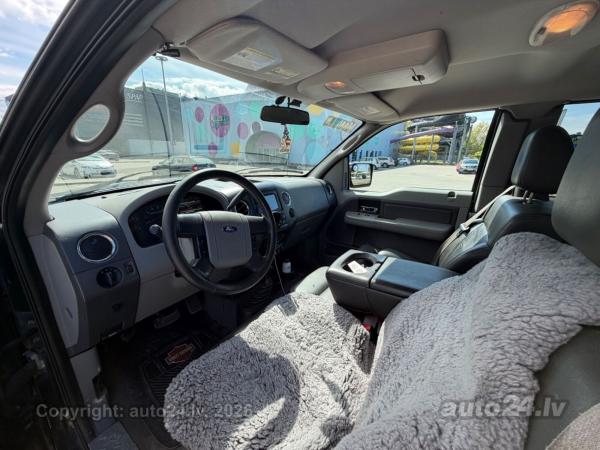 Melns Ford F-Series 2005 Tallina, ar dzinēja tilpumu 4.60 L un nobraukumu 0 tūkst. km par 12000 €, foto 9 vietnē AUTOMOTO.COM.LV
