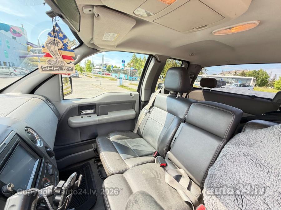 Melns Ford F-Series 2005 Tallina, ar dzinēja tilpumu 4.60 L un nobraukumu 0 tūkst. km par 12000 €, foto 11 vietnē AUTOMOTO.COM.LV
