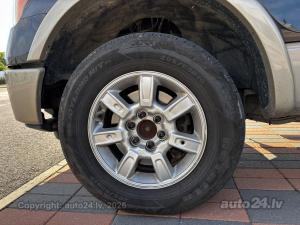 Melns Ford F-Series 2010 Tallina, ar dzinēja tilpumu 5.40 L un nobraukumu 454 tūkst. km par 12500 €, foto 14 vietnē AUTOMOTO.COM.LV