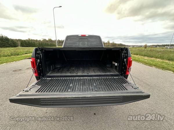 Melns Ford F-Series 2017 Tallina, ar dzinēja tilpumu 3.50 L un nobraukumu 195 tūkst. km par 33000 €, foto 11 vietnē AUTOMOTO.COM.LV