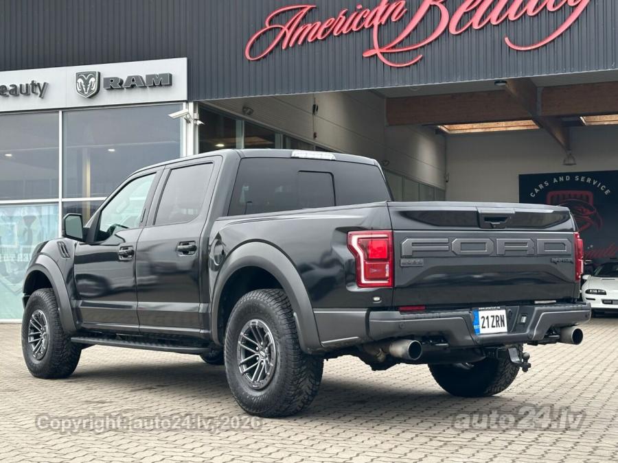 Black Ford F-Series 2020 in Tallinn, with an engine capacity of 3.50 L and mileage of 128 thousand km for 58900 €, photo 7 on AUTOMOTO.COM.LV