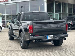 Black Ford F-Series 2020 in Tallinn, with an engine capacity of 3.50 L and mileage of 128 thousand km for 58900 €, photo 8 on AUTOMOTO.COM.LV