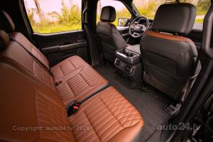 Black Ford F-Series 2022 in Riga, with an engine capacity of 3.50 L and mileage of 25 thousand km for 45000 €, photo 16 on AUTOMOTO.COM.LV