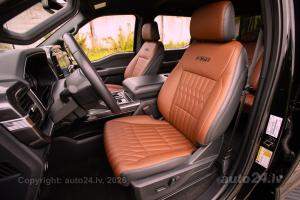 Black Ford F-Series 2022 in Riga, with an engine capacity of 3.50 L and mileage of 25 thousand km for 45000 €, photo 17 on AUTOMOTO.COM.LV