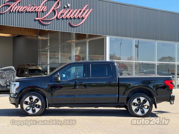 Melns Ford F-Series 2023 Tallina, ar dzinēja tilpumu 0.00 L un nobraukumu 35 tūkst. km par 85900 €, foto 5 vietnē AUTOMOTO.COM.LV