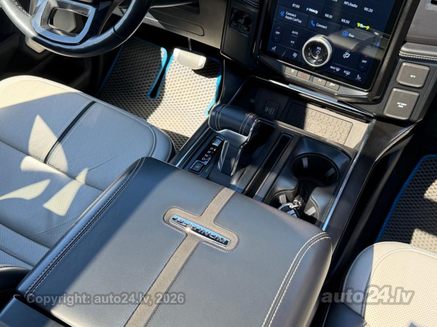 Black Ford F-Series 2023 in Tallinn, with an engine capacity of 0.00 L and mileage of 35 thousand km for 85900 €, photo 16 on AUTOMOTO.COM.LV