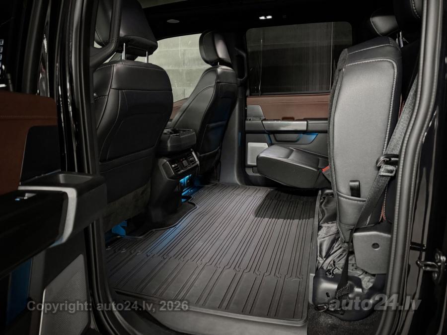 Черный Форд F-Series 2024 в Таллин, объемом двигателя 5.00 л и пробегом 31 тыс. км за 69900 €, фото 10 на AUTOMOTO.COM.LV
