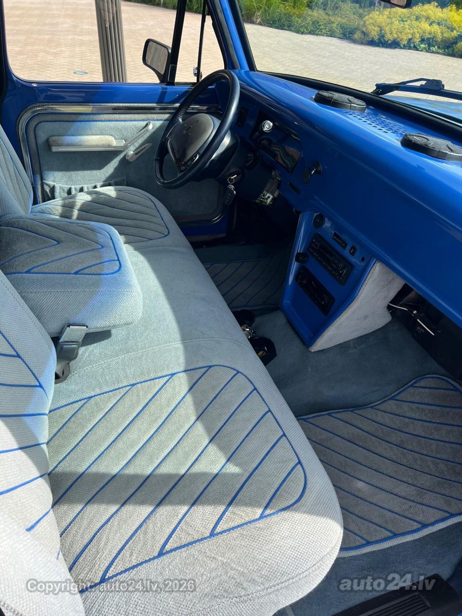 Zils Ford F-Series 1970 Rakvere, ar dzinēja tilpumu 4.60 L un nobraukumu 127 tūkst. km par 16000 €, foto 12 vietnē AUTOMOTO.COM.LV