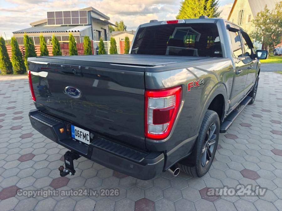 Pelēks Ford F-Series 2024 Paide, ar dzinēja tilpumu 5.00 L un nobraukumu 47 tūkst. km par 74900 €, foto 4 vietnē AUTOMOTO.COM.LV