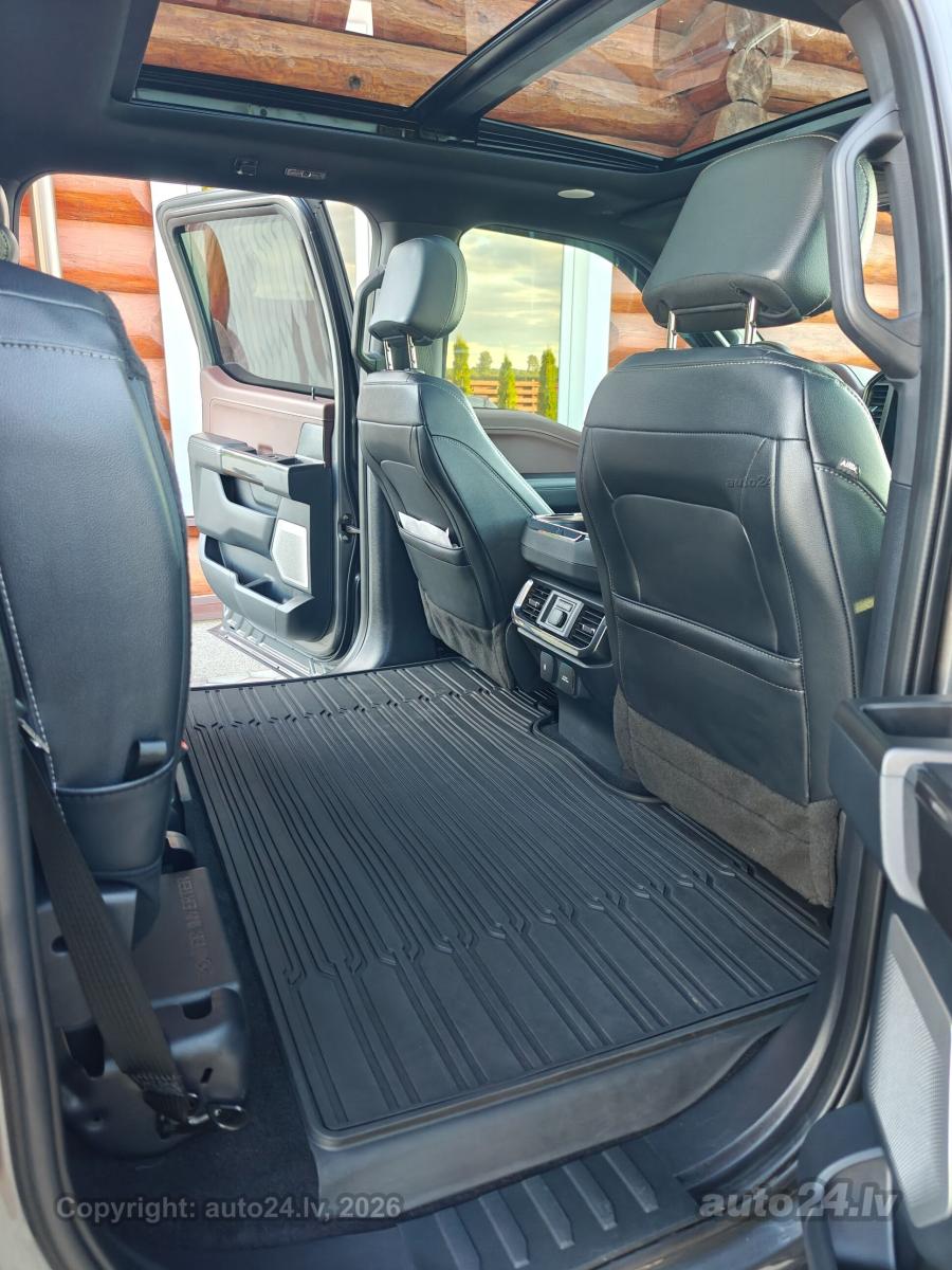 Pelēks Ford F-Series 2024 Paide, ar dzinēja tilpumu 5.00 L un nobraukumu 47 tūkst. km par 74900 €, foto 14 vietnē AUTOMOTO.COM.LV