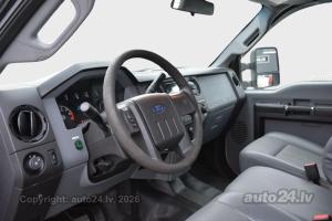 Balts Ford F-Series 2015 Tallina, ar dzinēja tilpumu 6.20 L un nobraukumu 349 tūkst. km par 19999 €, foto 7 vietnē AUTOMOTO.COM.LV
