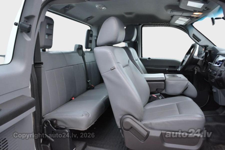 Balts Ford F-Series 2015 Tallina, ar dzinēja tilpumu 6.20 L un nobraukumu 349 tūkst. km par 19999 €, foto 14 vietnē AUTOMOTO.COM.LV