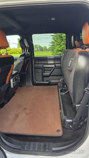 White Ford F-Series 2017 in Tartu, with an engine capacity of 5.00 L and mileage of 279 thousand km for 35900 €, photo 16 on AUTOMOTO.COM.LV