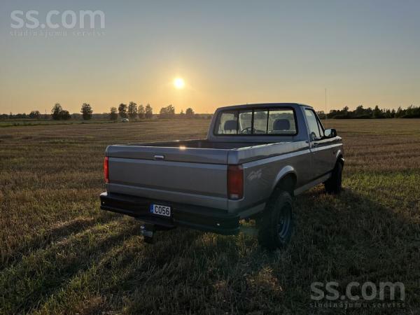 Pelēks Ford F150 1994 Aizkraukle, ar dzinēja tilpumu 5.00 L un nobraukumu 39 tūkst. km par 8700 €, foto 6 vietnē AUTOMOTO.COM.LV