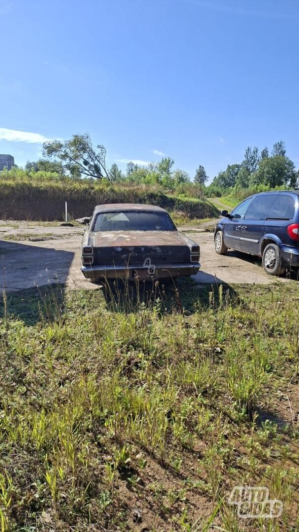 Ford Fairlane 1966 in Kaunas, with an engine capacity of 4.00 L and mileage of 100 thousand km for 700 €, photo 3 on AUTOMOTO.COM.LV