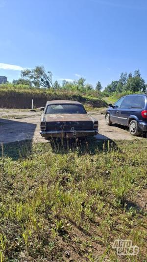 Ford Fairlane 1966 Kauņa, ar dzinēja tilpumu 4.00 L un nobraukumu 100 tūkst. km par 700 €, foto 3 vietnē AUTOMOTO.COM.LV