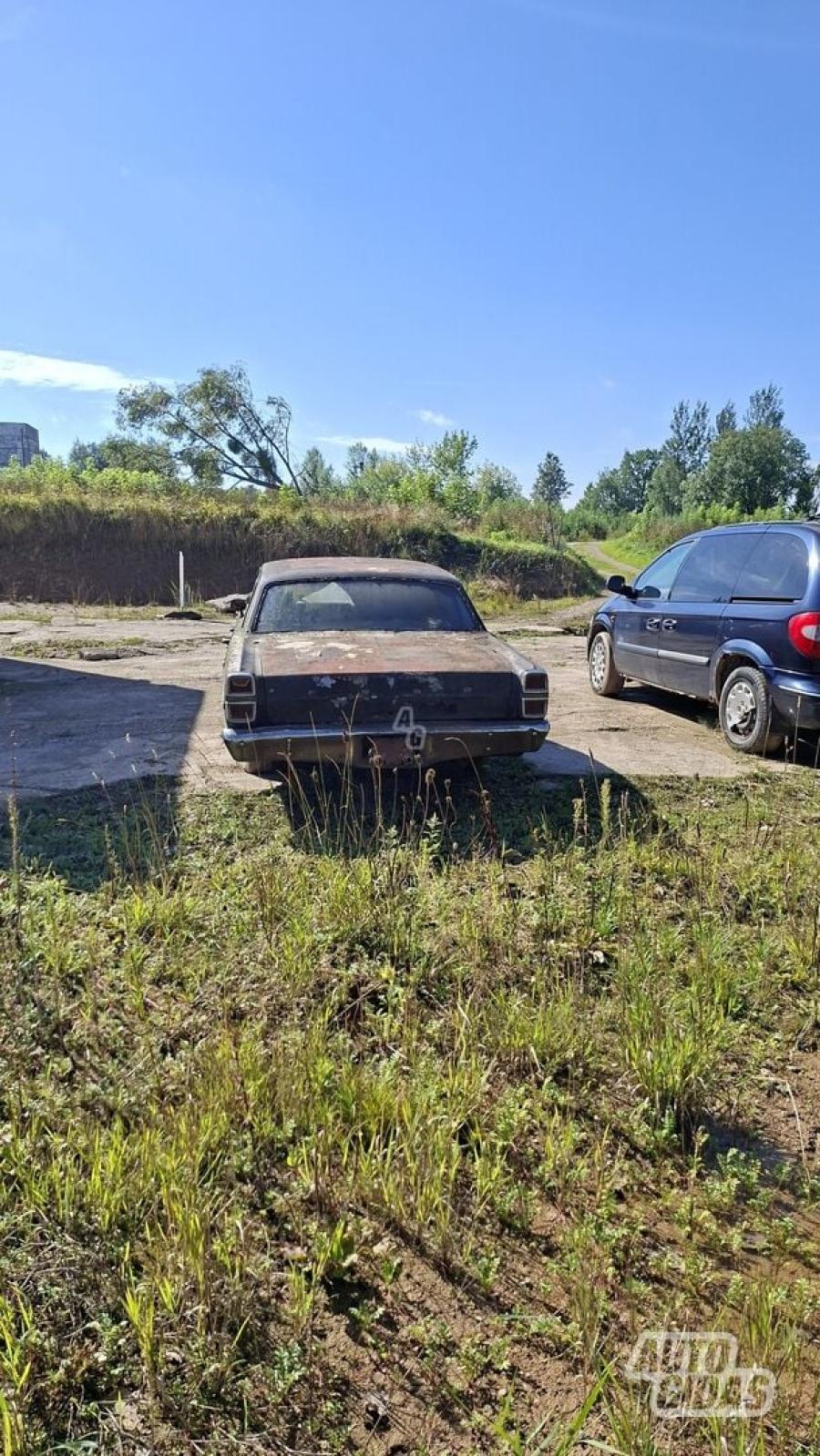 Ford Fairlane 1966 Kauņa, ar dzinēja tilpumu 4.00 L un nobraukumu 100 tūkst. km par 700 €, foto 3 vietnē AUTOMOTO.COM.LV