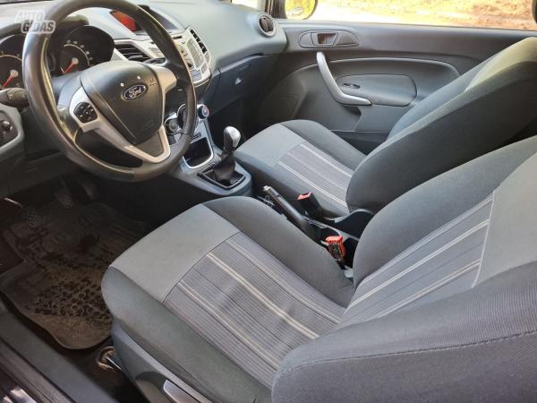 Black Ford Fiesta 2009 in Kaunas, with an engine capacity of 1.60 L and mileage of 342 thousand km for 1000 €, photo 9 on AUTOMOTO.COM.LV
