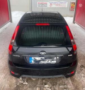 Melns Ford Fiesta 2005 Ignalina, ar dzinēja tilpumu 1.60 L un nobraukumu 231 tūkst. km par 1600 €, foto 4 vietnē AUTOMOTO.COM.LV