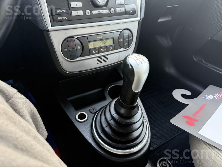 Melns Ford Fiesta 2007 Talsi, ar dzinēja tilpumu 1.40 L un nobraukumu 0 tūkst. km par 1570 €, foto 12 vietnē AUTOMOTO.COM.LV
