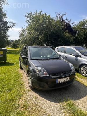 Melns Ford Fiesta 2007 Rīga, ar dzinēja tilpumu 1.30 L un nobraukumu 247 tūkst. km par 700 €, foto  vietnē AUTOMOTO.COM.LV