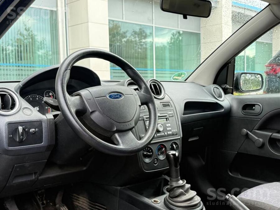 Melns Ford Fiesta 2007 Rīga, ar dzinēja tilpumu 1.30 L un nobraukumu 0 tūkst. km par 1800 €, foto 6 vietnē AUTOMOTO.COM.LV